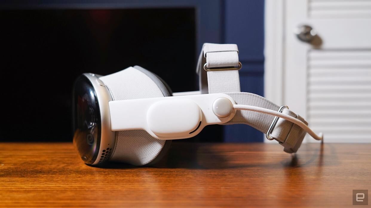 Apple điều chuyển nhân sự từ Vision Pro sang phát triển kính thông minh ...